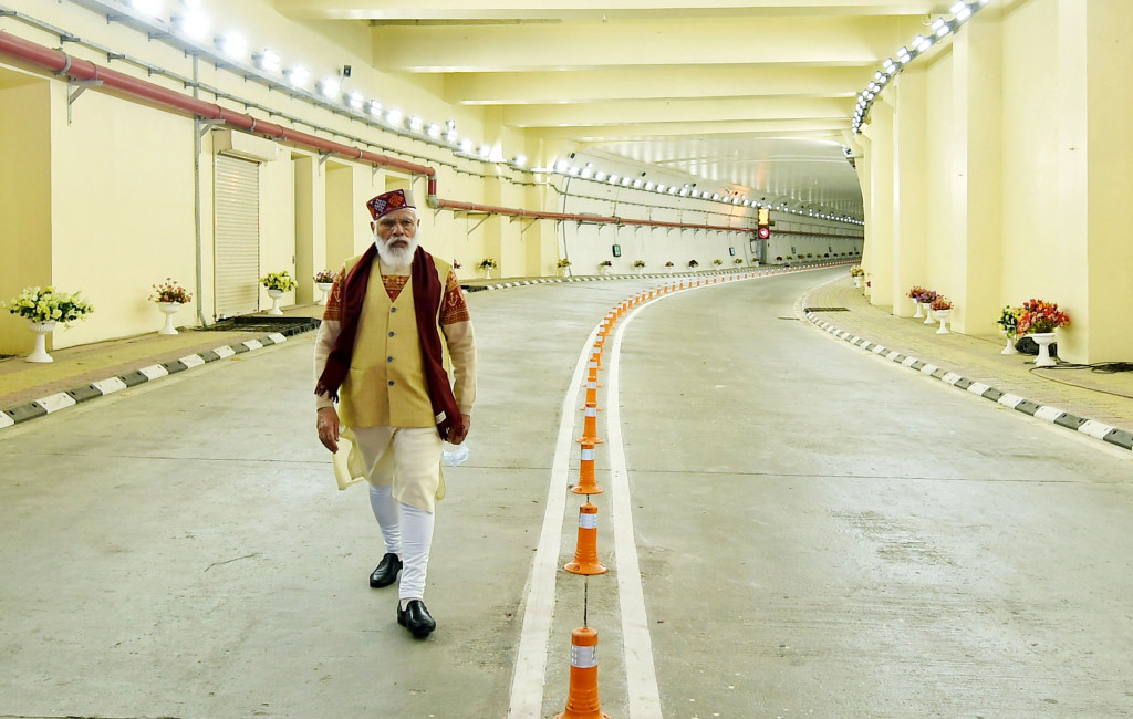 PM Modi dedicates Atal Tunnel to the nation