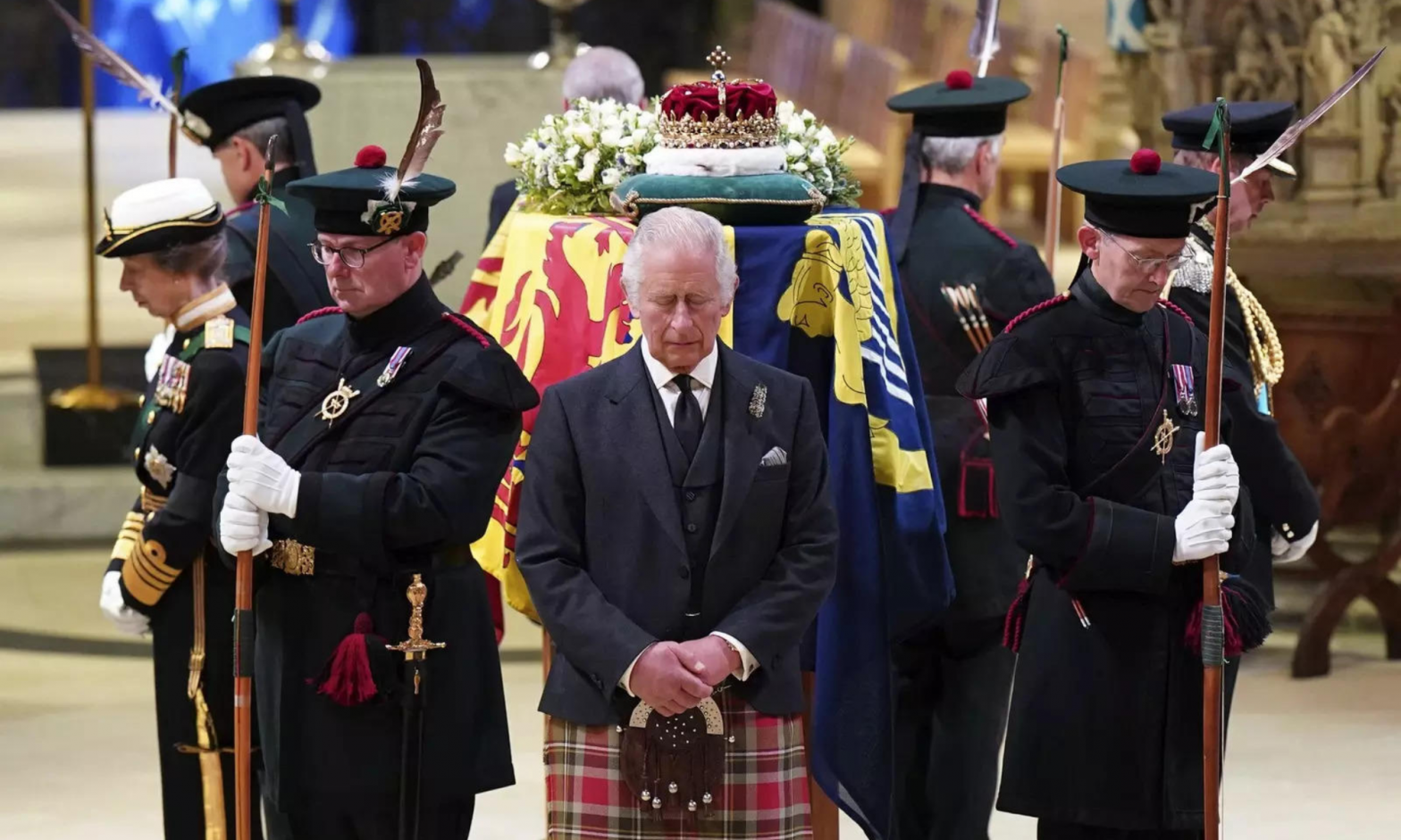 Queen Elizabeth II funeral, buried at Windsor Castle's St. George's Chapel