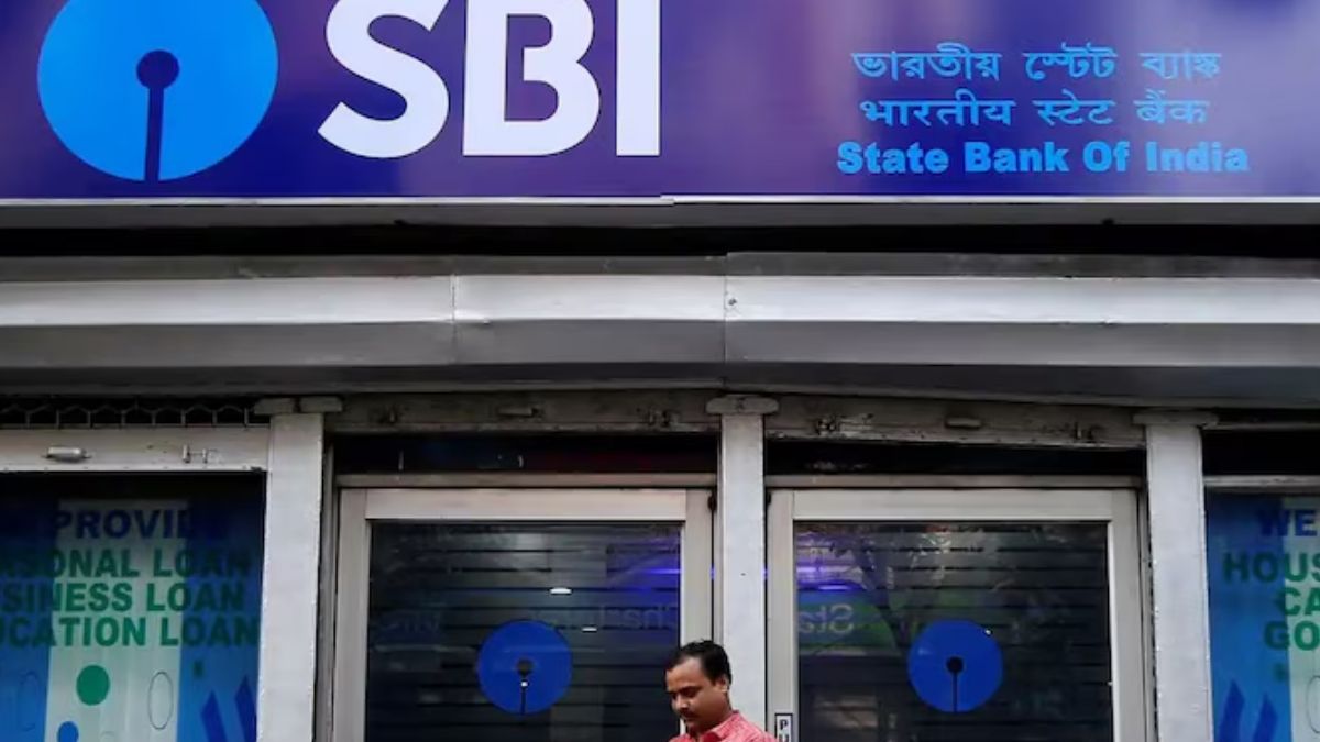 SBI Reports Q4 Dip in Profit, Plans ₹25,000 Crore Equity Raise in FY26